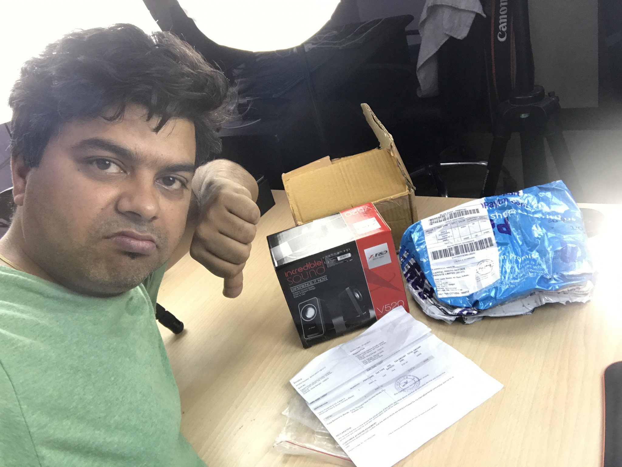 Paytm Cheated Me 40000 INR Ordered Camera Got 600 INR Speakers Paytm Cheated Me 40000 INR Ordered Camera Got 600 INR Speakers