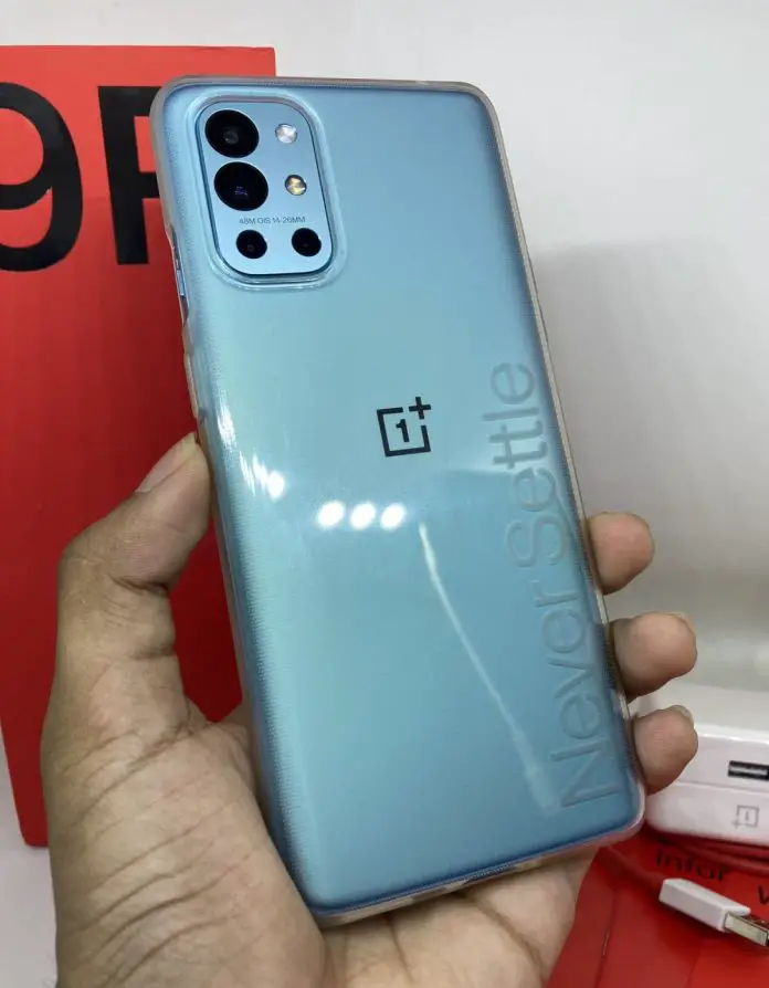 OnePlus 9R Review | Value Phone with a Big Compromise - Gadgets To Use