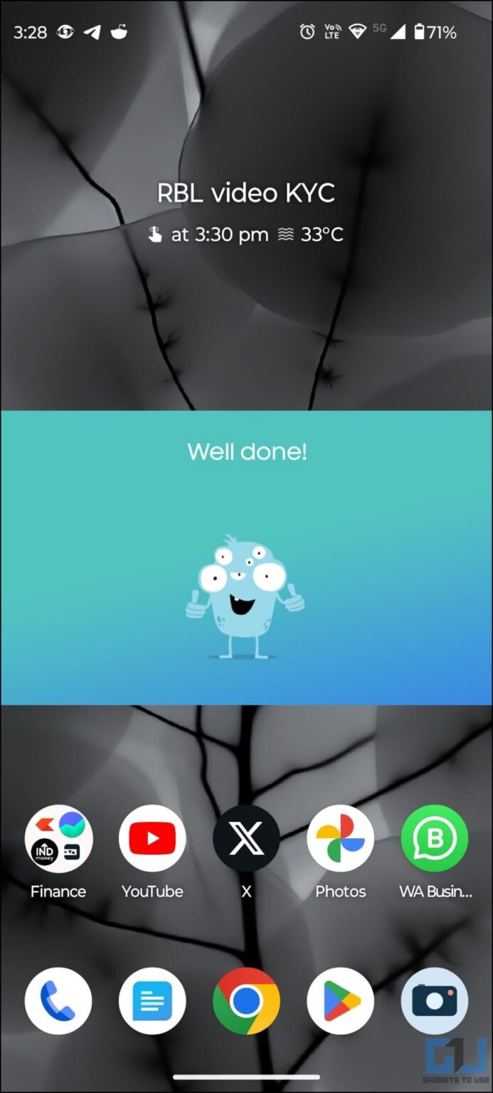 2 Apps to Alert You When Holding the Phone Too Close to Eyes