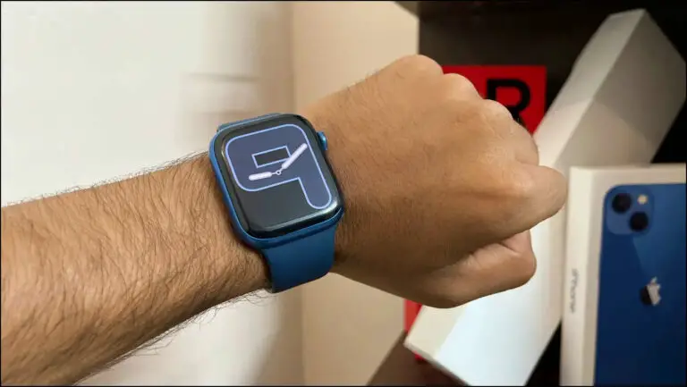What is Always On Display in Smartwatch? How it Works? Pros & Cons ...
