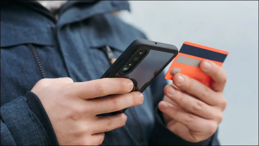 How to Identify Random Charge on Your Credit Card - Gadgets To Use